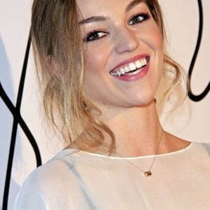 Lili Simmons - Rotten Tomatoes