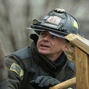 Chicago Fire: Season 1, Episode 22 - Rotten Tomatoes