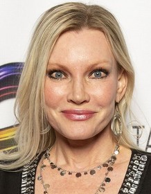 Renee Domenz - Rotten Tomatoes
