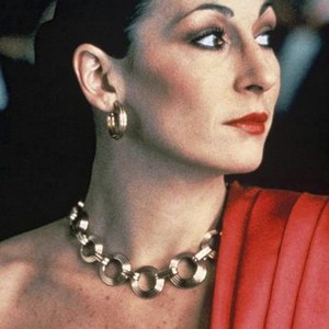 Anjelica Huston - Rotten Tomatoes