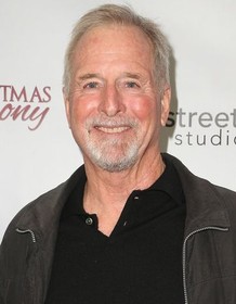 Stephen Howard | Rotten Tomatoes