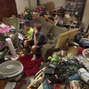 Hoarding: Buried Alive: Season 6, Episode 1 - Rotten Tomatoes
