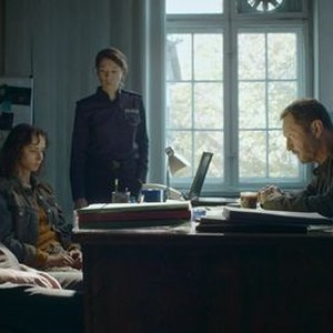 Znaki: Season 2, Episode 8 - Rotten Tomatoes