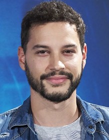 Álex Martínez - Rotten Tomatoes