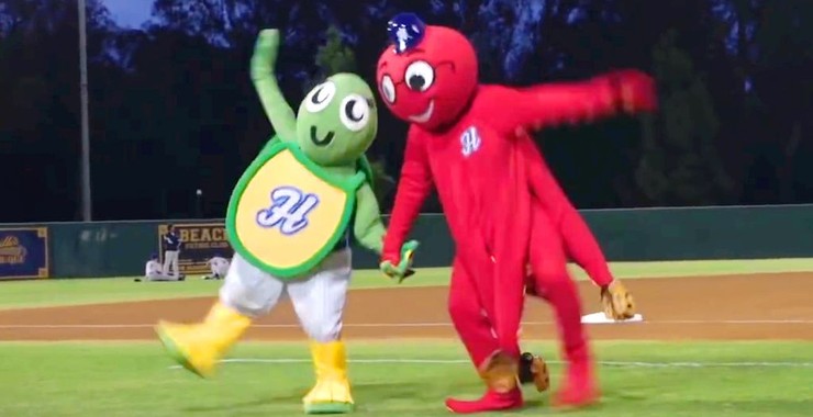 Mascots - Rotten Tomatoes