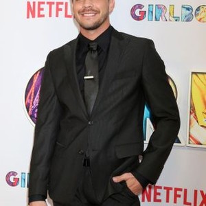 Johnny Simmons - Rotten Tomatoes