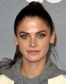 Lisa Tomaschewsky | Rotten Tomatoes