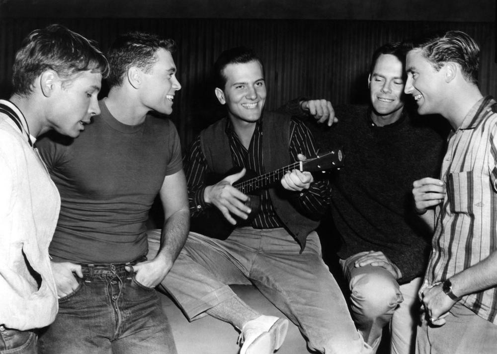 Geoff Parish's Instagram, Twitter & Facebook on IDCrawl