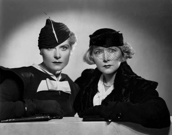 Actress Mae Busch