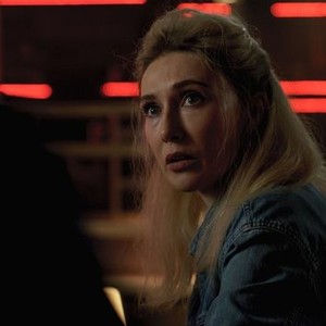 Red Light: Season 1, Episode 1 - Rotten Tomatoes