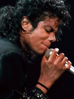 Flexión De Alexander Michael Jackson