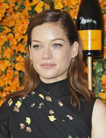 Jane Levy Caca Niqueis نمایه Jane Levy