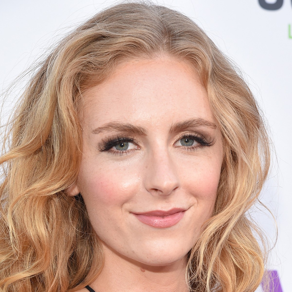 Ellary Porterfield - Rotten Tomatoes