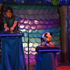 Dog With a Blog: Season 2, Episode 23 - Rotten Tomatoes