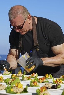 Dinner: Impossible: Season 10, Episode 4 | Rotten Tomatoes