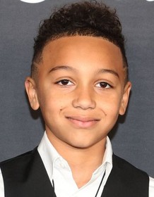 Antony Azor | Rotten Tomatoes