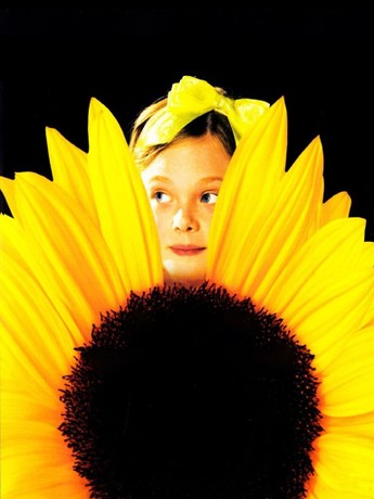 Phoebe In Wonderland Singer Phoebe Bridgers Covers Our Autumn 21 Issue