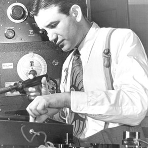 Deconstructing Dad: The Music, Machines and Mystery of Raymond Scott ...