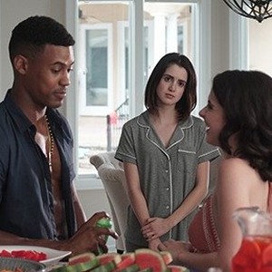 Saving Zoë (2019) - Rotten Tomatoes