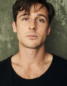 Theodore Newton | Rotten Tomatoes