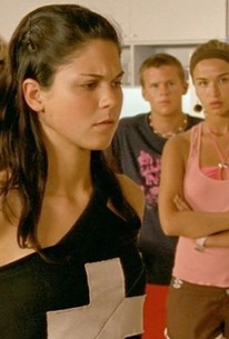Blue Water High: Season 1, Episode 2 | Rotten Tomatoes