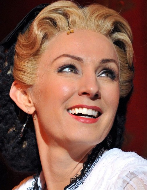 Lisa McCune - Rotten Tomatoes