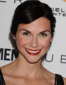 Ceri Bethan | Rotten Tomatoes