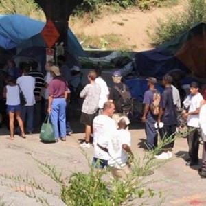 Under the Bridge: The Criminalization of Homelessness - Rotten Tomatoes