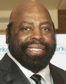 Ed "Too Tall" Jones | Rotten Tomatoes