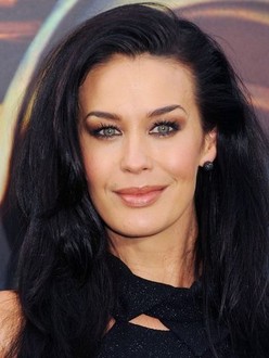 megan gale leeds