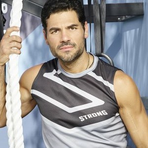 Strong - Rotten Tomatoes