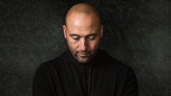 derek jeter documentary uk
