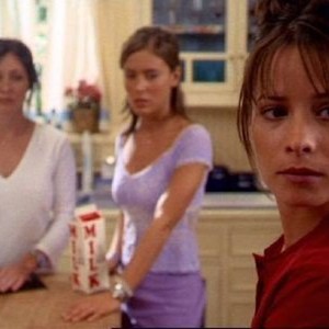 Charmed - Season 2 Episode 2 - Rotten Tomatoes