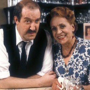 'Allo 'Allo!: Season 8, Episode 3 - Rotten Tomatoes