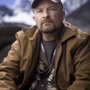 Ice Road Truckers Deadliest Roads - Rotten Tomatoes