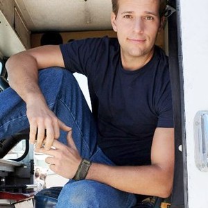 Auction Hunters: Season 3, Episode 10 - Rotten Tomatoes