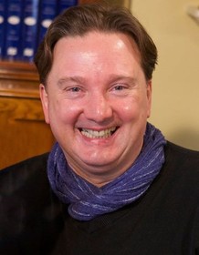 Derek Lyons | Rotten Tomatoes