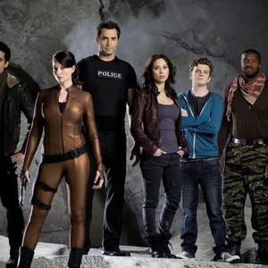 Continuum - Rotten Tomatoes