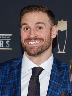 Chris Long's Instagram, Twitter & Facebook on IDCrawl