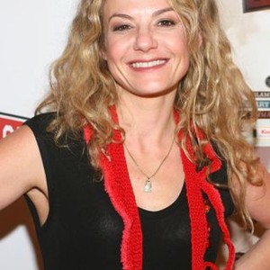 Julie Davis - Rotten Tomatoes