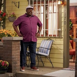 The Neighborhood: Season 2, Episode 6 - Rotten Tomatoes