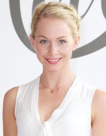 Jenny Bach | Rotten Tomatoes