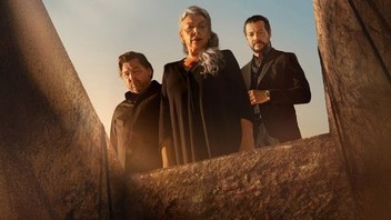 two graves rotten tomatoes