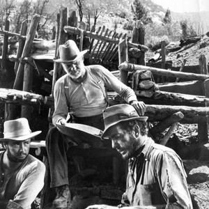 Walter Huston - Rotten Tomatoes