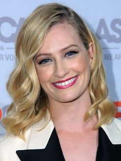 beth behrs