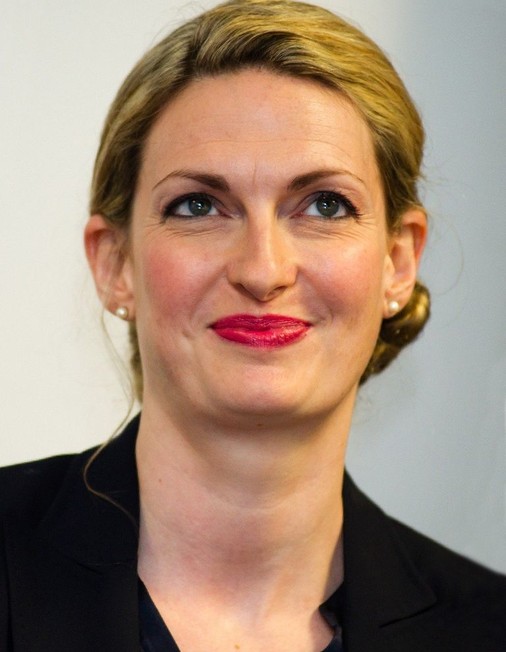 Sandra Steinbach - Rotten Tomatoes