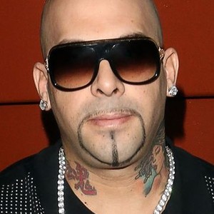 Mally Mall - Rotten Tomatoes