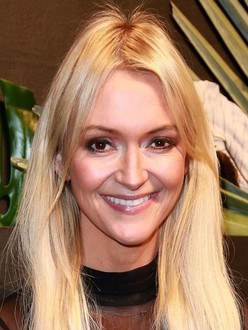 Zanna Roberts Rassi Hair