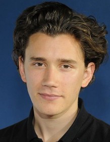 Sergej Moya | Rotten Tomatoes