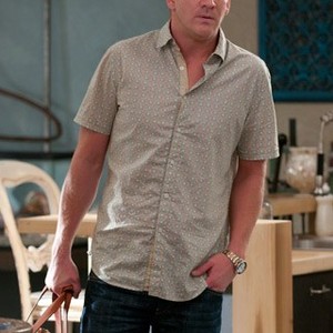 Dash Mihok Body